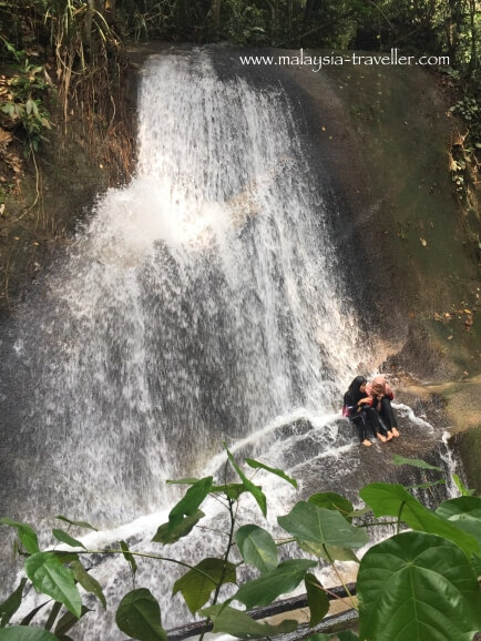 Apeh Waterfall - A Moderately Challenging Hike Near KL